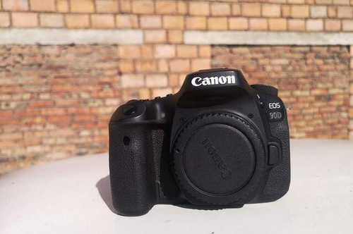 Canon EOS 90D+Canon 18-135 IS STM