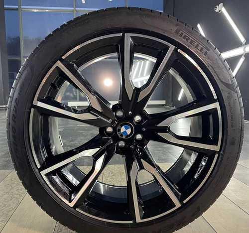 Комплект колёс для BMW X7 R22