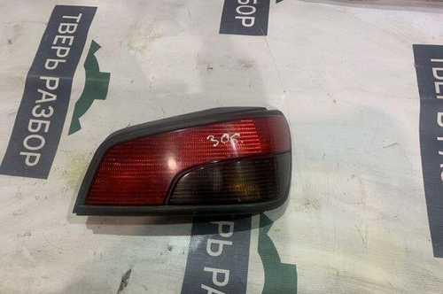 Задний фонарь правый Peugeot 306 1993-2003