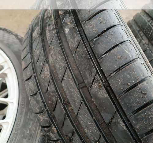 Kumho Ecsta PS71 235/45 R17 97Y