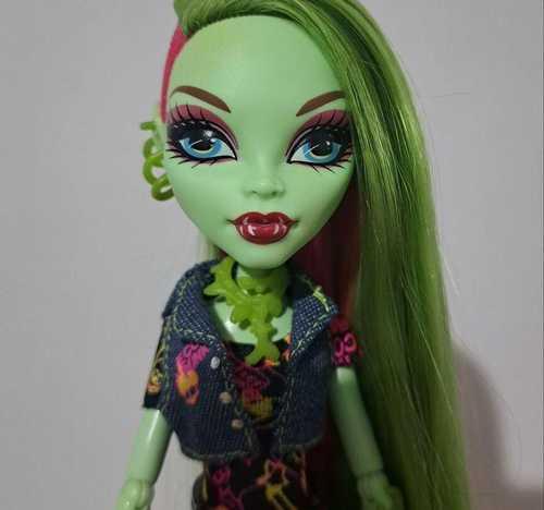 Monster high Венера базовая