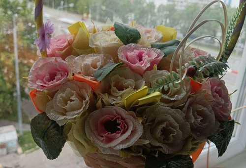 Букетик из цветов с конфетками
