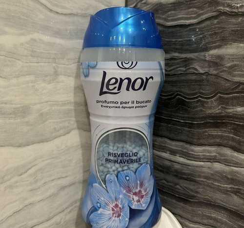 Кондиционер парфюм для белья Lenor