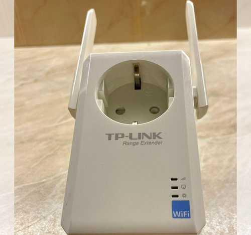 Усилитель интернет сигнала Tplink TL-WA860RE