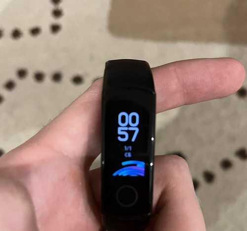 Фитнес браслет honor band 5