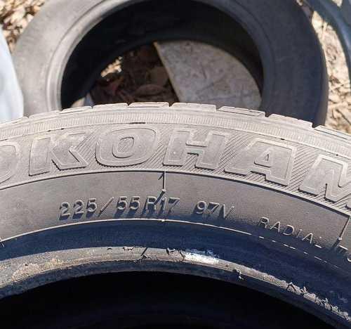 Yokohama Geolandar G95 225/55 R17
