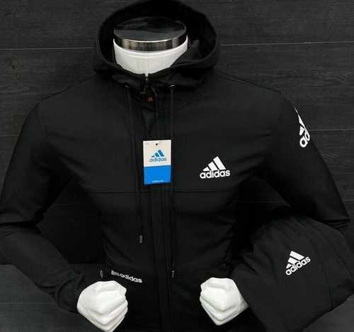 Спортивный костюм adidas