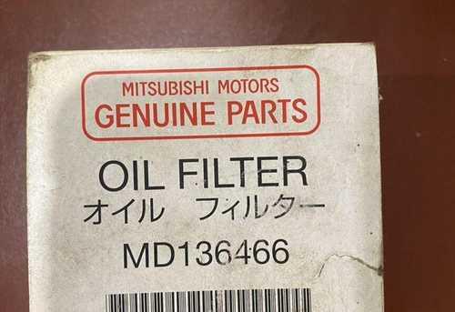 Фильтр масленый Mitsubishi Lancer X MD136466 denso
