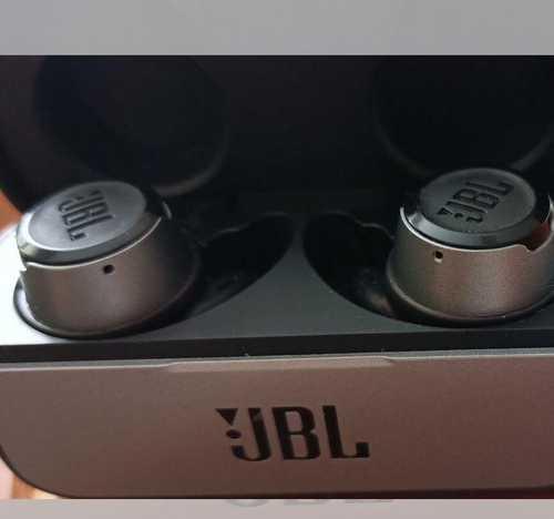 Беспроводные наушники jbl