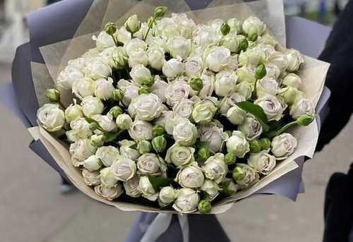 Белая Кустовая роза / Букет цветы с доставкой