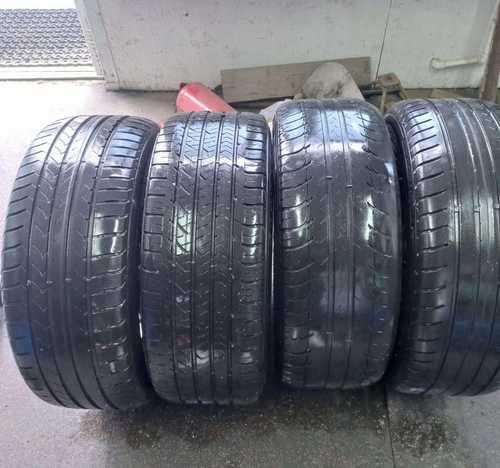 Goodyear EfficientGrip 225/45 R17