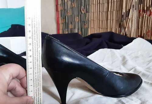 Туфли женские 36,5 черные каблук 8 см Испания