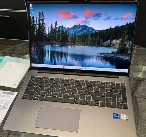 Huawei MateBook D16 i7 12700H 16 512