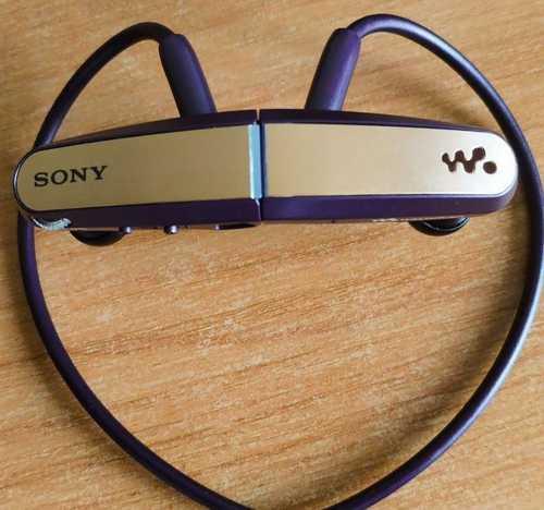 Портативный медиаплеер Sony NWZ-W202