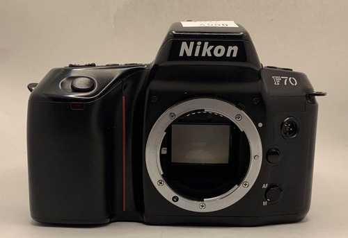Плёночный фотоаппарат Nikon F70, только корпус