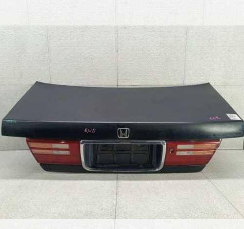 Крышка багажника honda inspire CC2