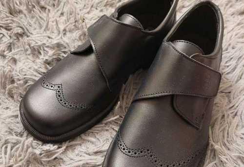 Новые туфли Andanines 33 размер для мальчика