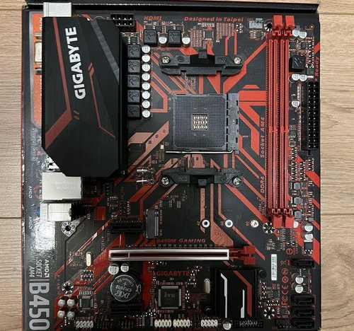 Материнская плата Gigabyte B450M Gaming