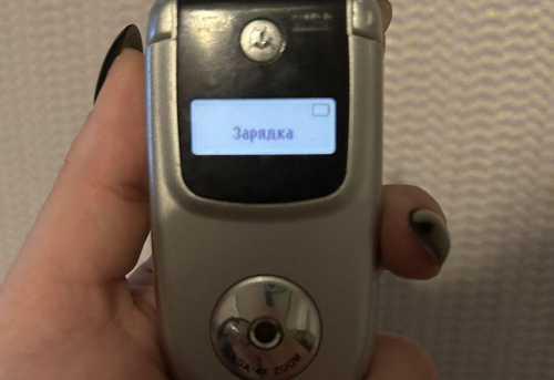 Motorola V220