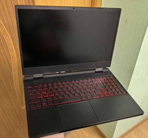 Ноутбук Acer Nitro i5 и RTX