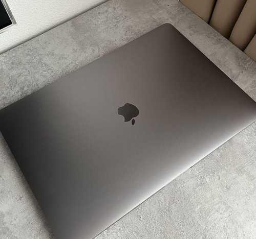 Apple macbook pro 16 2019 i7