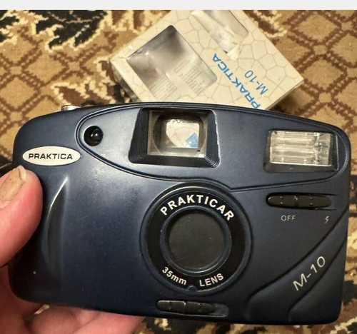 Пленочный фотоаппарат praktica