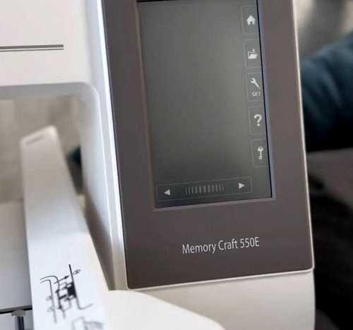 Вышивальная машина Janome Memory Craft 550E