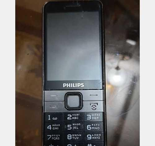 Philips Xenium E590