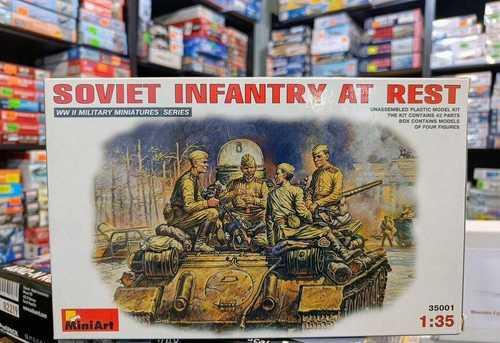 MiniArt 35001 Soviet Infantry AT Rest 1/35