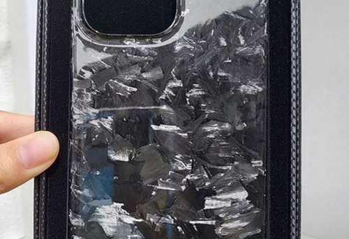 Кованный карбоновый чехол на iPhone 14 pro