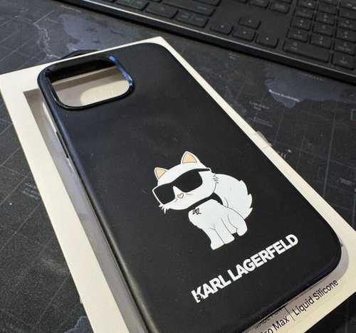 Б/У Чехол Karl Lagerfeld iPhone 15 Pro Max