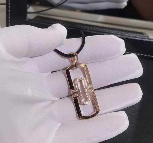 Булгари подвеска Parentesi 1.27ct
