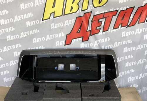 Накладка двери багажника Toyota LC Prado 150