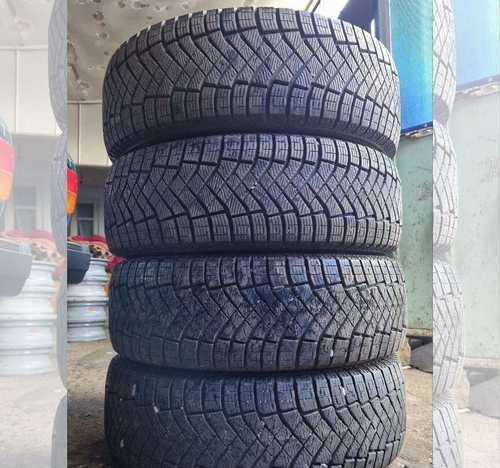 Pirelli Ice Zero FR 225/60 R18