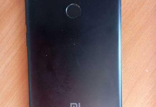 Xiaomi Redmi 5, 3/32 ГБ