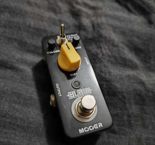 Mooer Blade Distortion