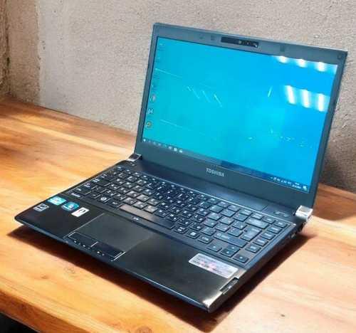 Ноутбук Toshiba Satellite