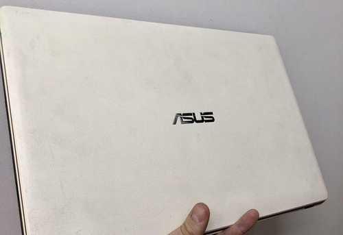 Ноутбук Asus X552E