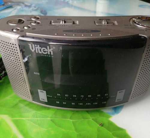 Радио будильник радиочасы vitek vt3502