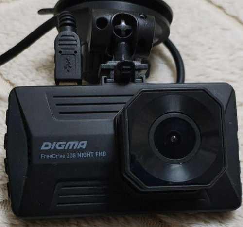 Видеорегистратор Digma FreeDrive 208 Night FHD