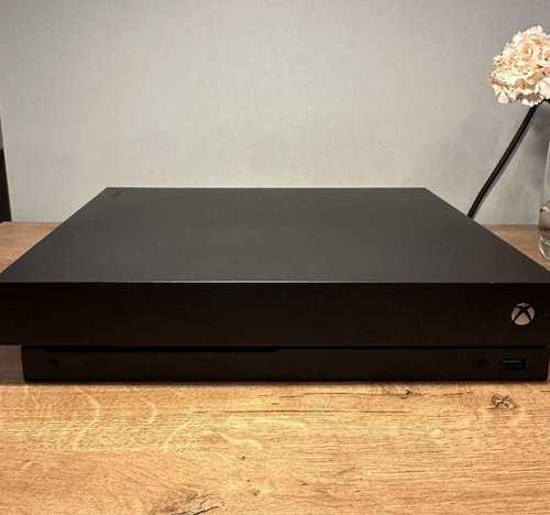 Xbox one X 1TB