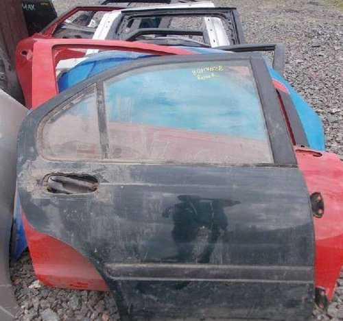 Дверь задняя правая зад/право на Rover 400 RT