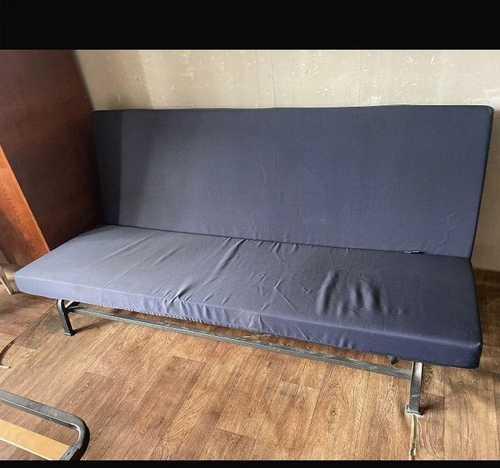Диван IKEA бединге