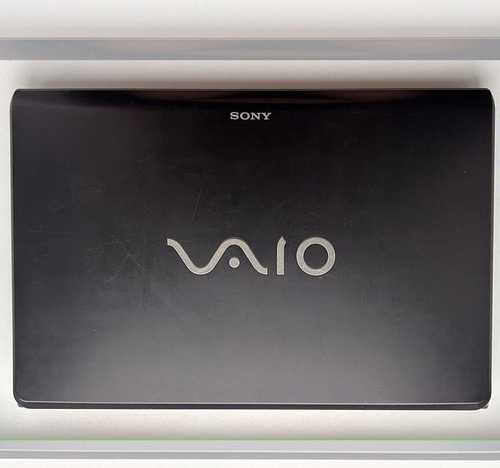 Ноутбук Sony Vaio vpcf13Z8R на SSD, с сумкой для п