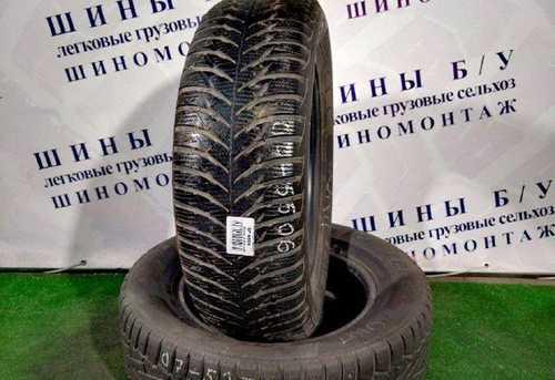 Goodyear UltraGrip 8 215/65 R16