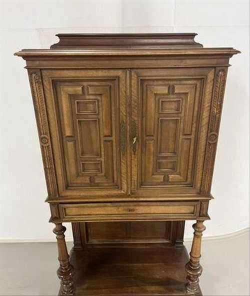 Старинный ореховый кабинет, 158х86 см