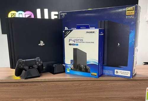 Игровая приставка PS4 Pro 1Tb + подставка