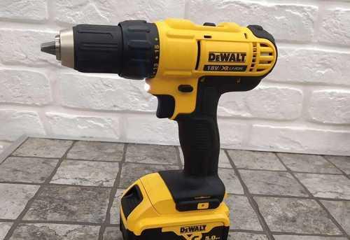 Аккумуляторная дрель шуруповерт dewalt