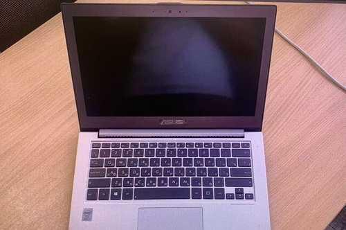 Asus zenbook 13 i5/12gb/SSD/840m 2Gb/IPS