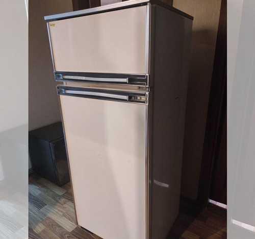 Холодильник советский Ока 6м